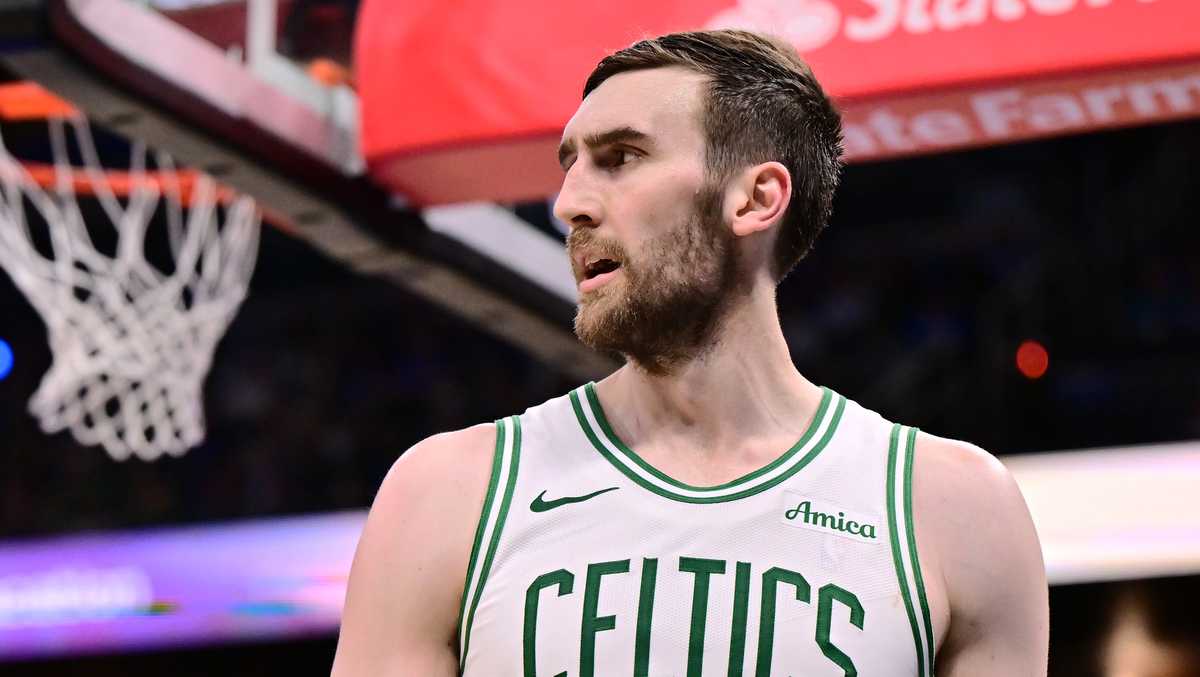 Boston Celtics Luke Kornet signs deal with San Antonio Spurs