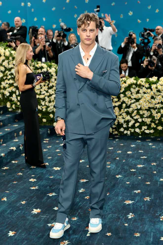 PHOTOS: Bengals quarterback Joe Burrow makes appearance at the Met Gala