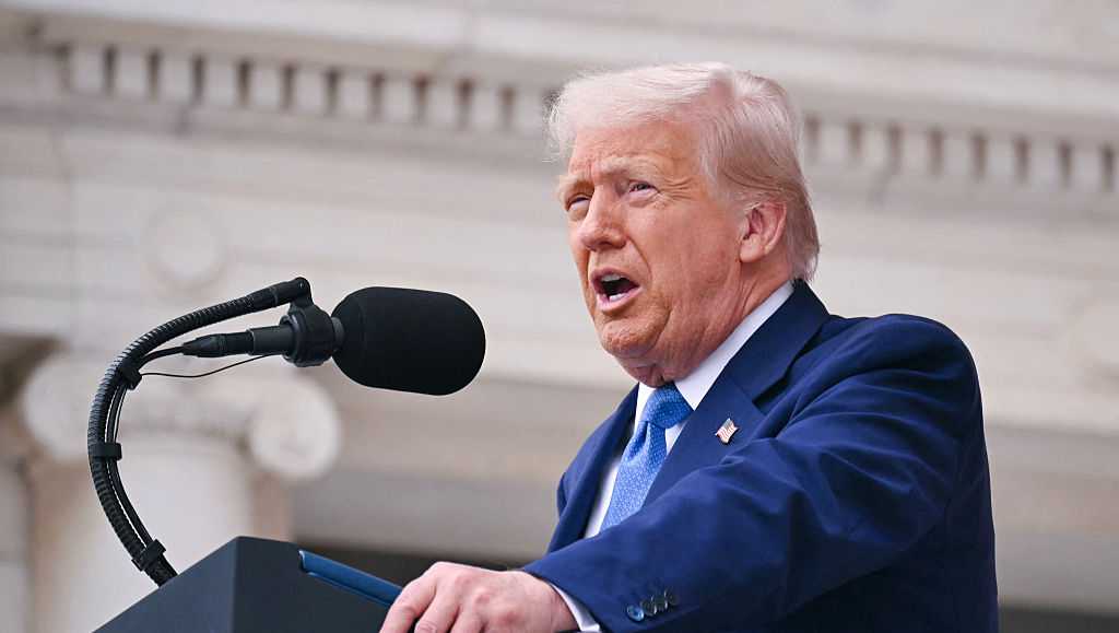 President Trump honors fallen soldiers on Memorial Day