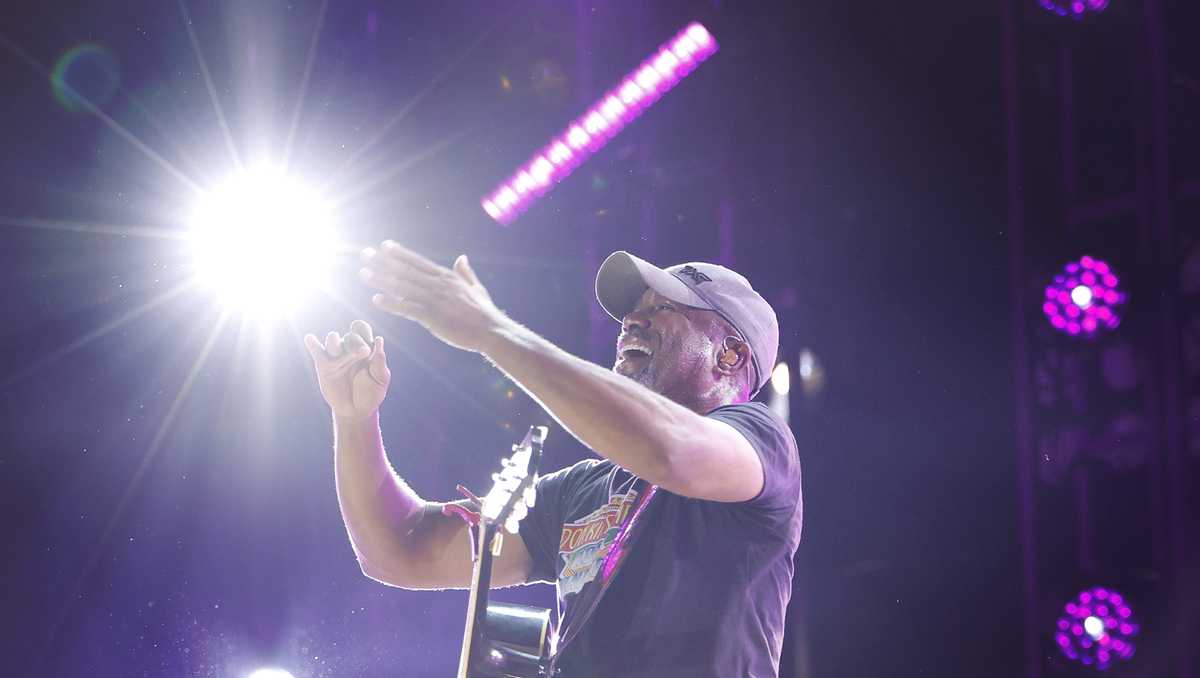 Darius Rucker coming to Cincinnati as part of Songs of Summer Tour
