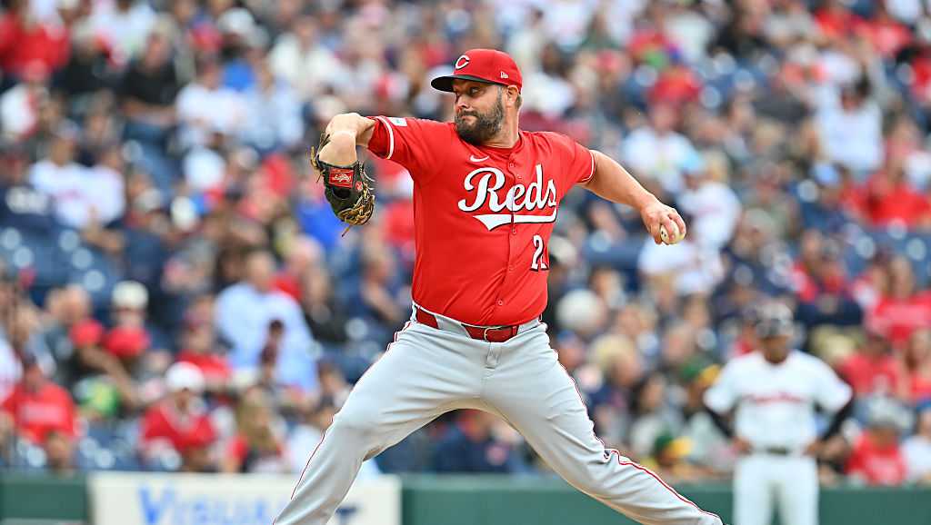 Reds pitcher Wade Miley accused of being drug supplier for late Tyler ...