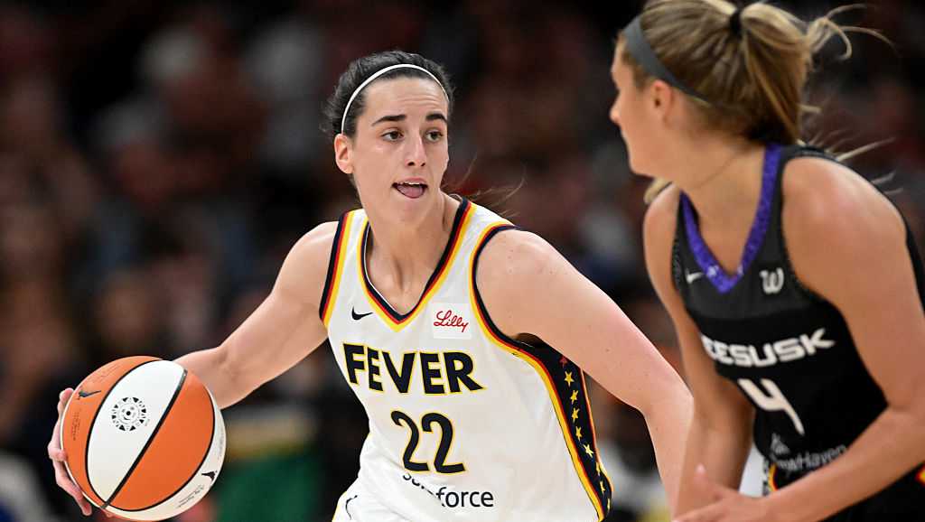 Caitlin Clark and the Indiana Fever beat the Sun as the WNBA shows off ...