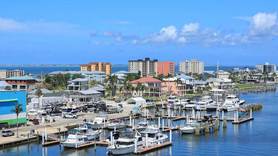 Fort Myers Beach regains 25% flood insurance discount after FEMA rating ...