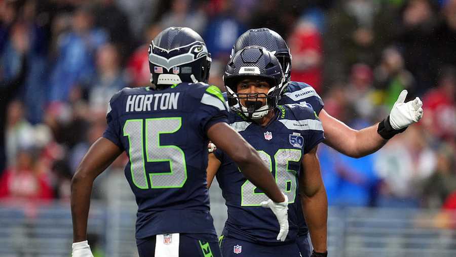 Seahawks dominate as Chiefs rest key starters in 33-16 loss