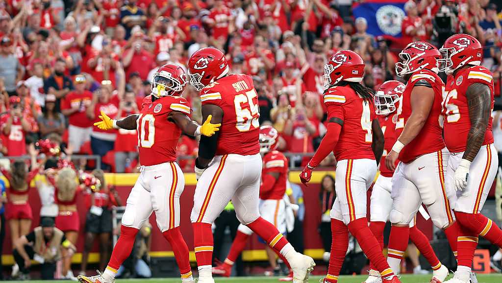 Chiefs vs. Bears live updates: Scores, highlights and analysis