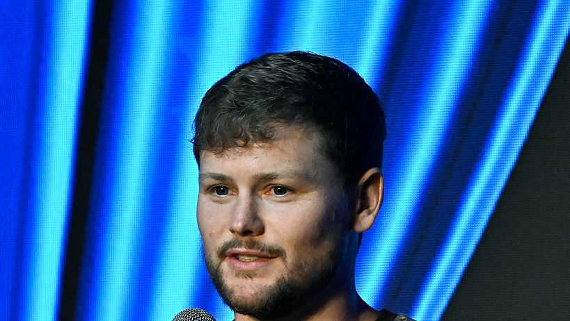 Funny Bone Omaha to host Drew Lynch for 3 nights next year