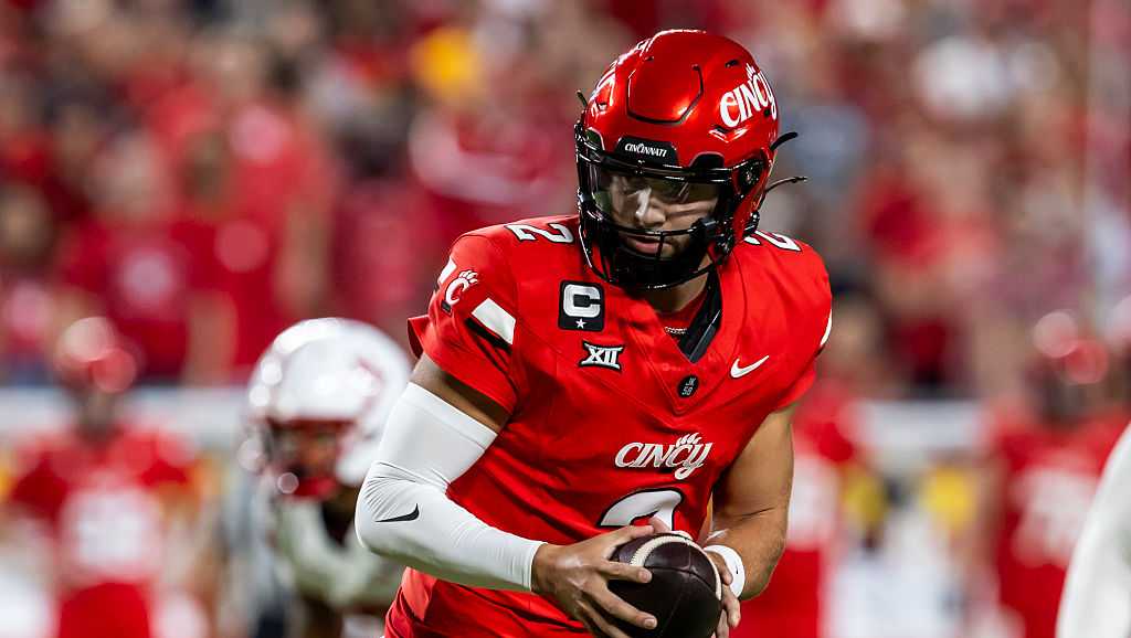 Nebraska holds off Cincinnati with late interception for 20-17 win at ...