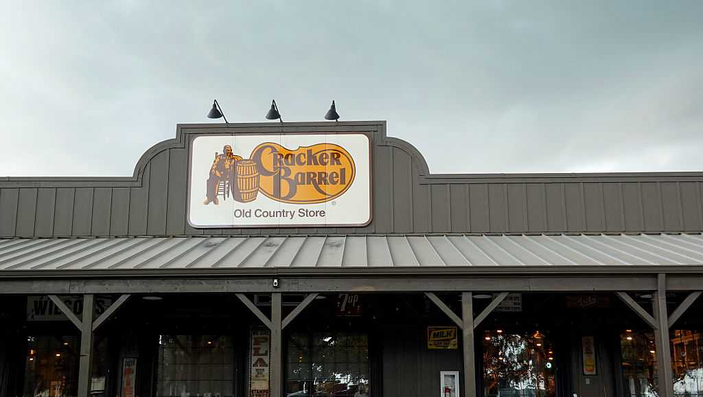 Cracker Barrel suspends plans to remodel restaurants
