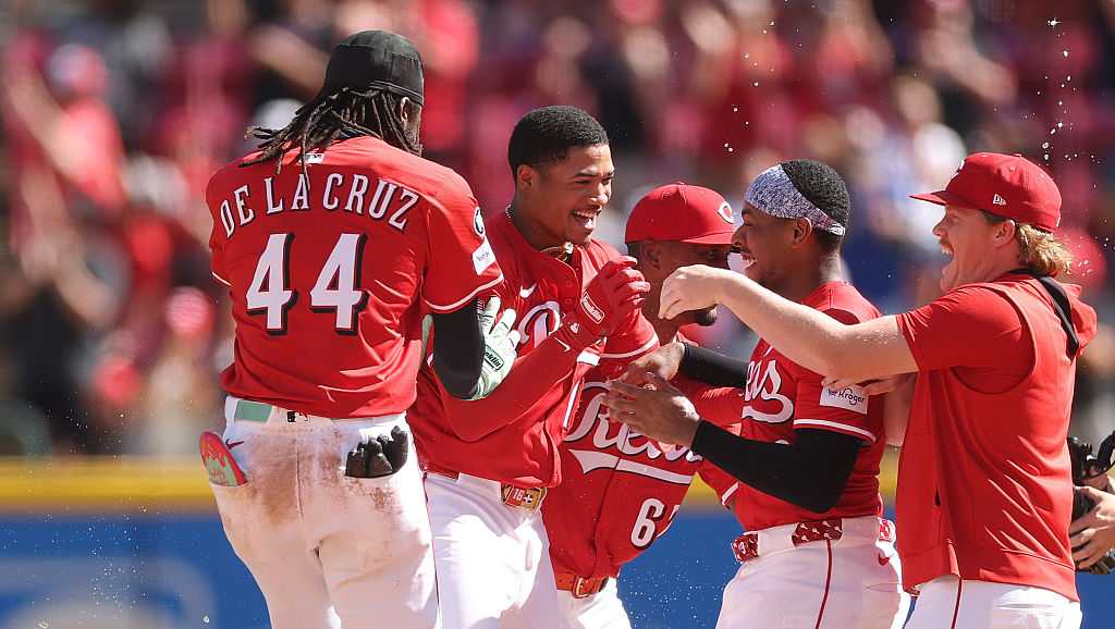 Marte hits walk-off single as Reds complete ninth inning rally, defeat ...