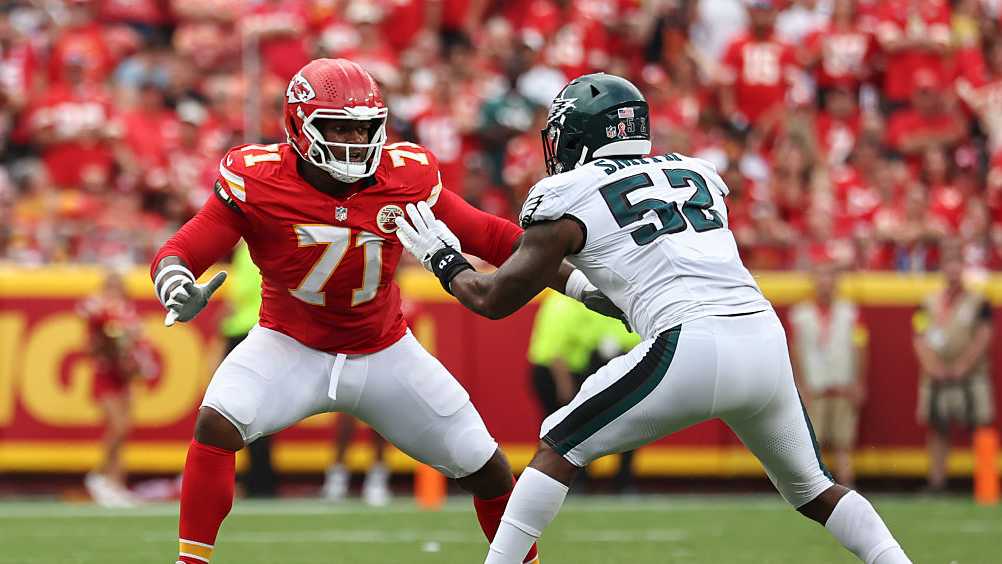 Chiefs rookie Josh Simmons posts 87.8 PFF grade, 18.35 mph hustle play