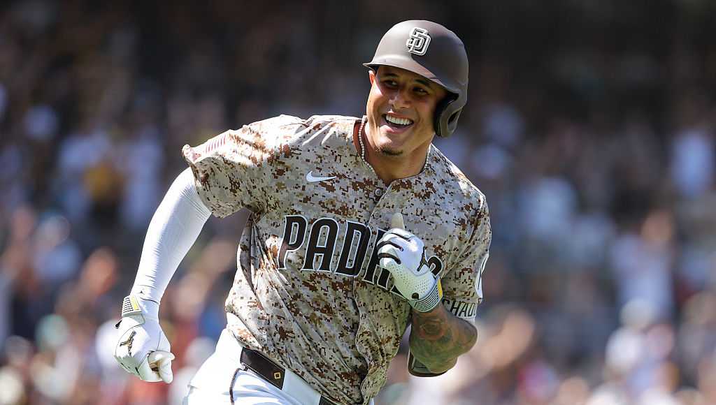 Machado and the Padres face Swanson and the Cubs in the playoffs at tricky Wrigley Field