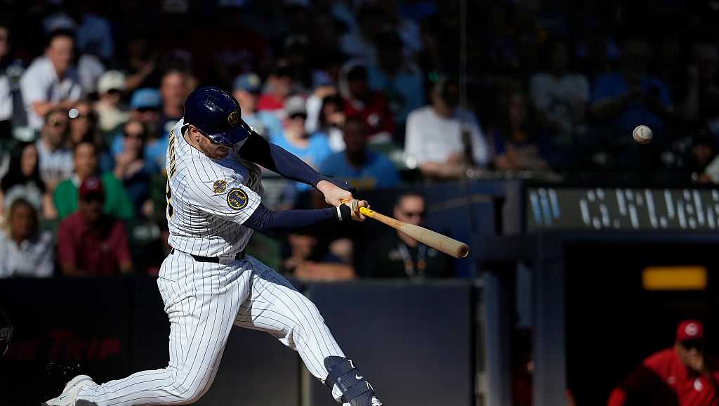 Brewers make franchise history with 97th win