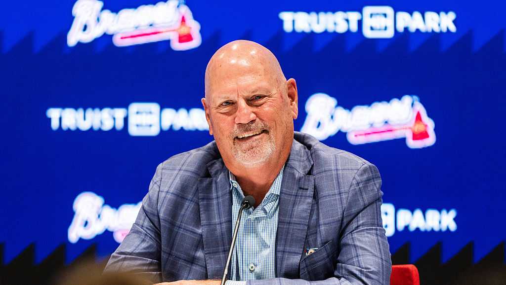 World Series champion Snitker steps down as Braves manager