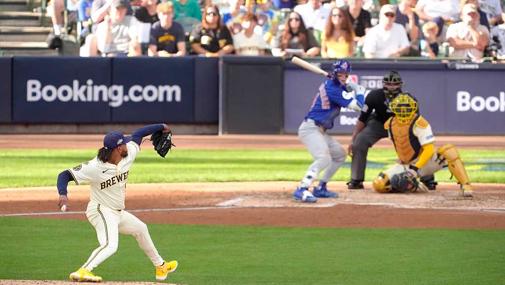 Milwaukee and Chicago archbishops make friendly wager for Brewers-Cubs ...