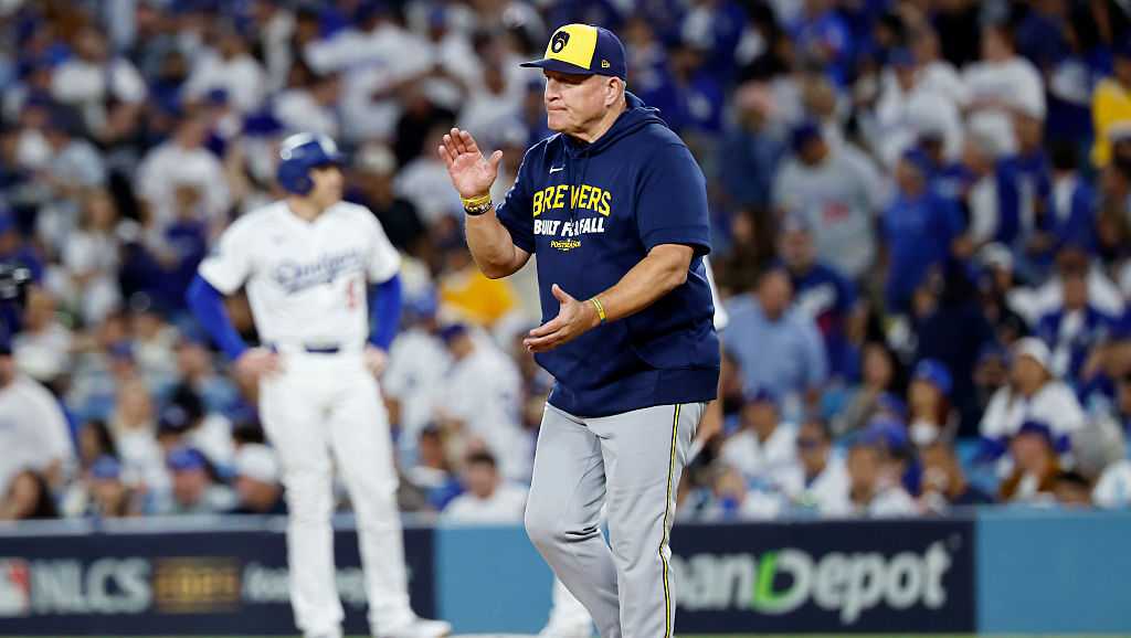Brewers Pat Murphy named National League Manager of the Year