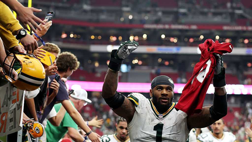 Parsons, Jacobs help Packers hold off Cardinals for the win