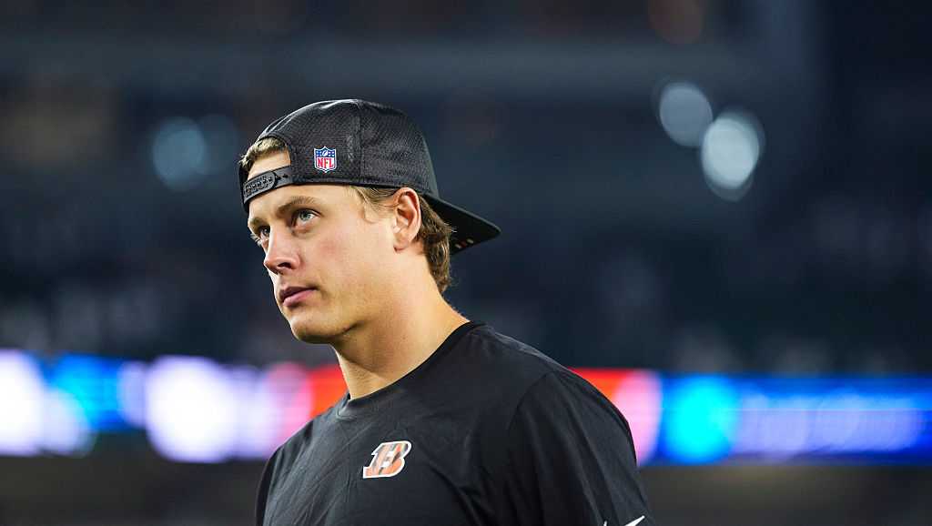 Joe Burrow returns to practice in limited capacity following turf toe ...
