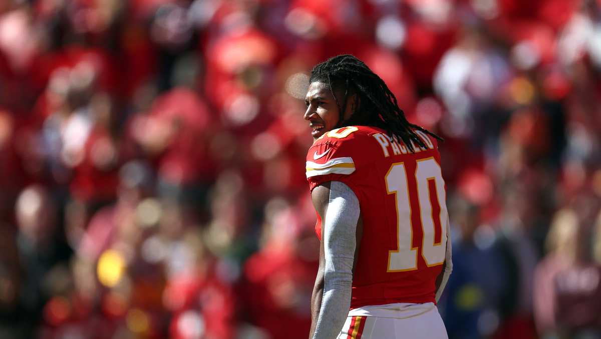 Report: Chiefs' Isiah Pacheco 'week-to-week' after MCL sprain