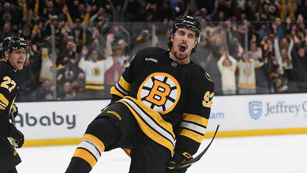 Marat Khusnutdinov scores in OT, Morgan Geekie has goal in 6th straight ...