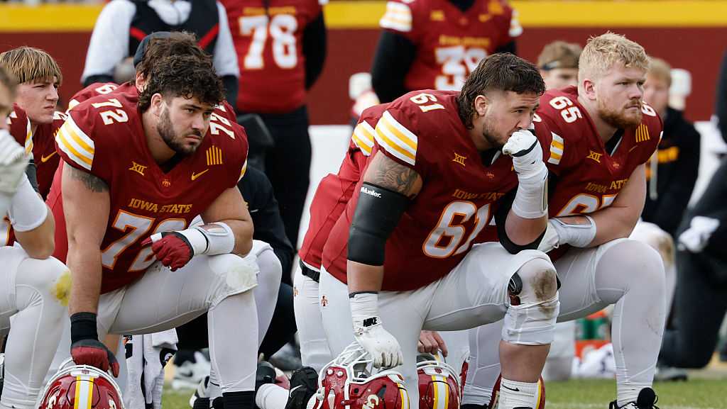 Iowa State football: Jeff Sims, Arizona State run to big win