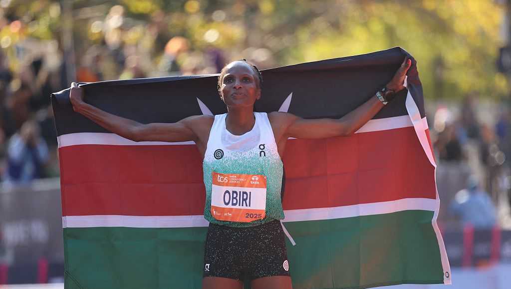 Obiri sets women's NYC Marathon course record, Kipruto wins men's race ...