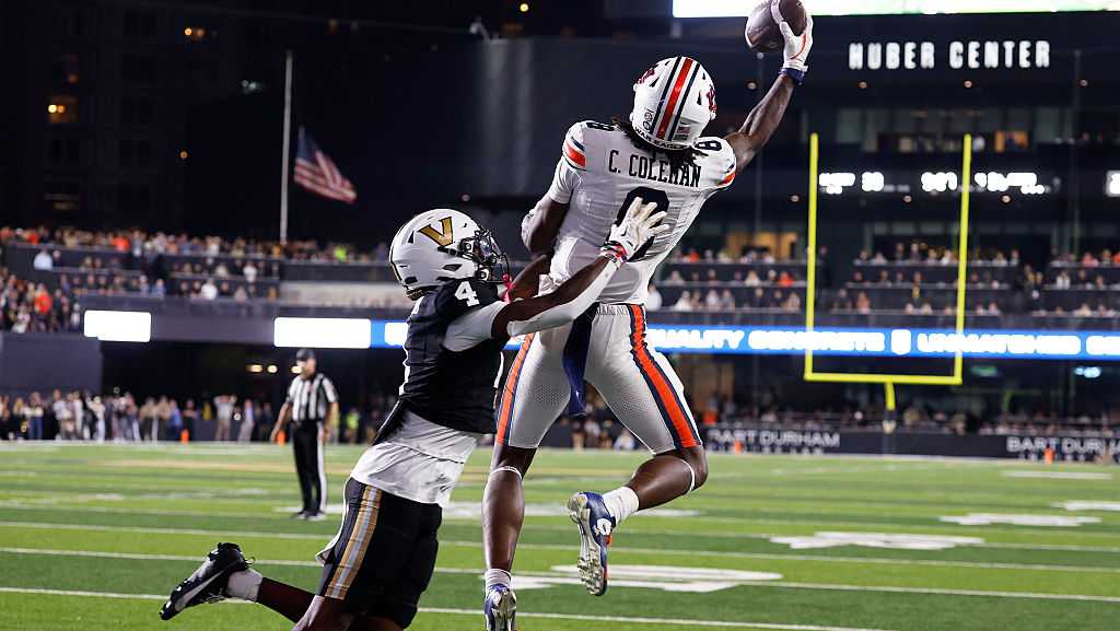 Auburn transfer wave continues as top receiver Cam Coleman enters portal