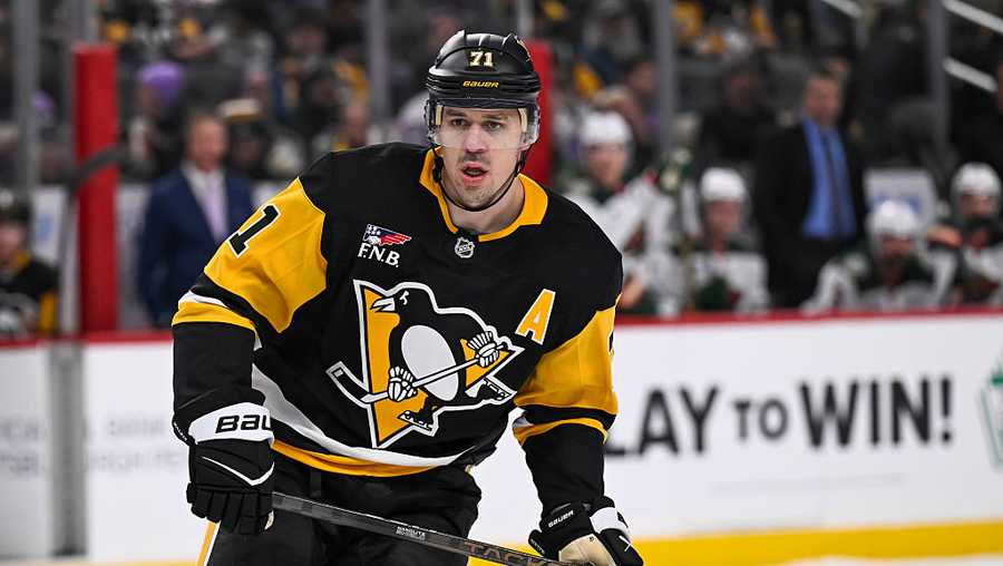 Pittsburgh Penguins' Evgeni Malkin out of game against Dallas due to injury
