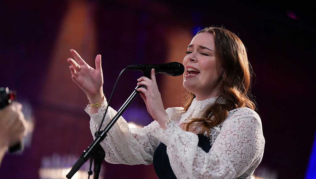 Pa. native Aubrey Nicole competes in The Voice finale