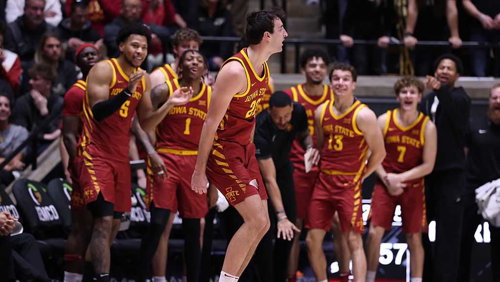 Iowa State rises in AP Top 25 poll after win at Purdue