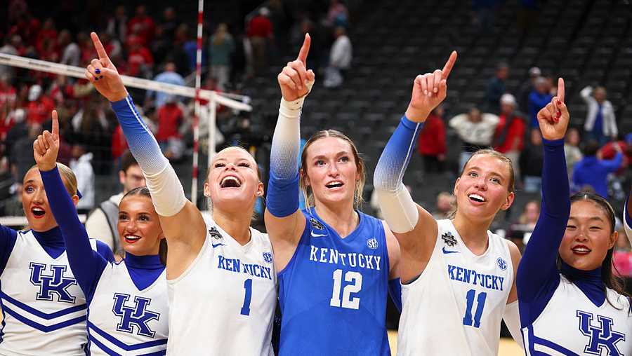 Cats fall to Texas A&M in volleyball national championship