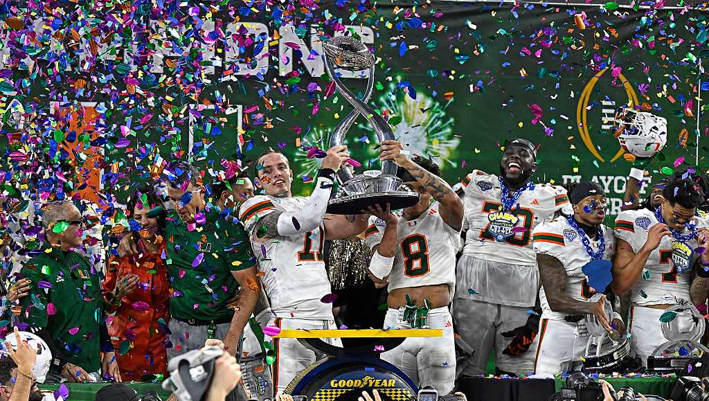 Miami beats defending national champ Ohio State 24-14 in the CFP ...