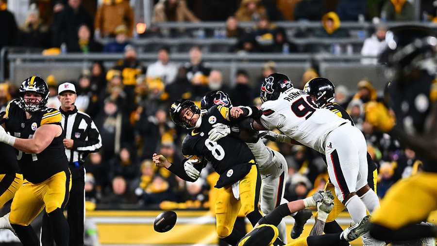 Steelers season ends with 30-6 defeat to Texans in AFC Wild Card