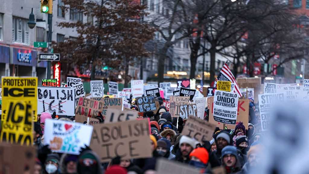 ICE shooting: Cleaver, Davids respond to fatal ICE shooting in Minneapolis