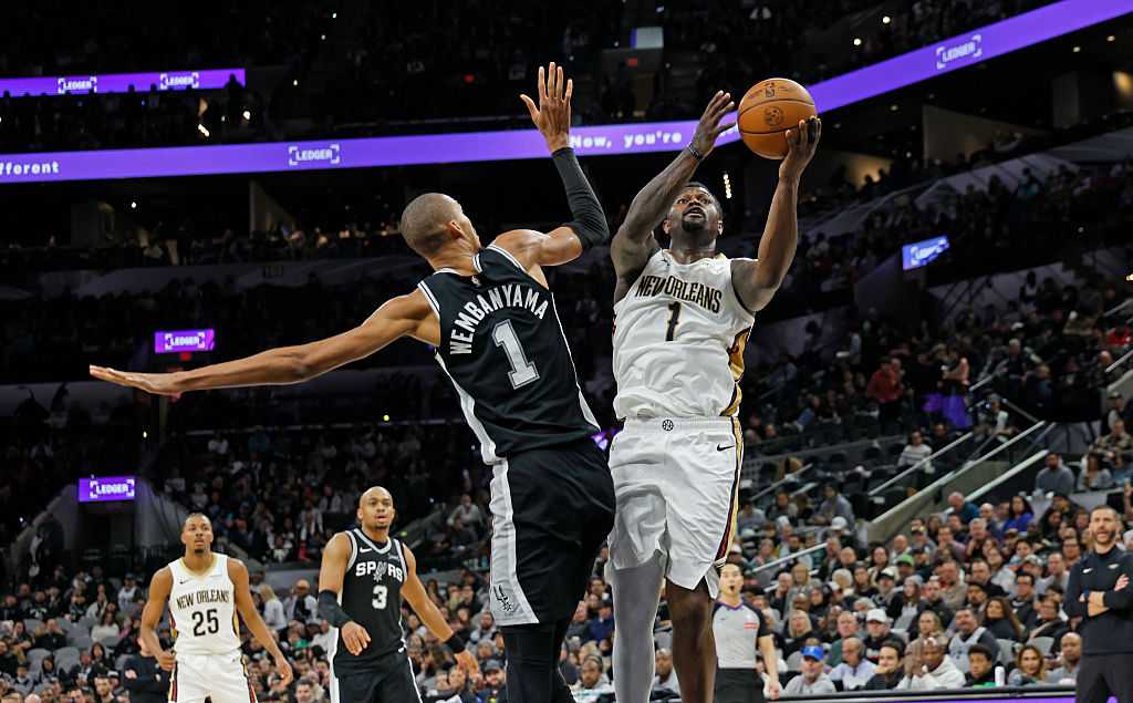 Pelicans squander 20-point lead, rebound to beat Spurs 104-95 | ALT 92. ...