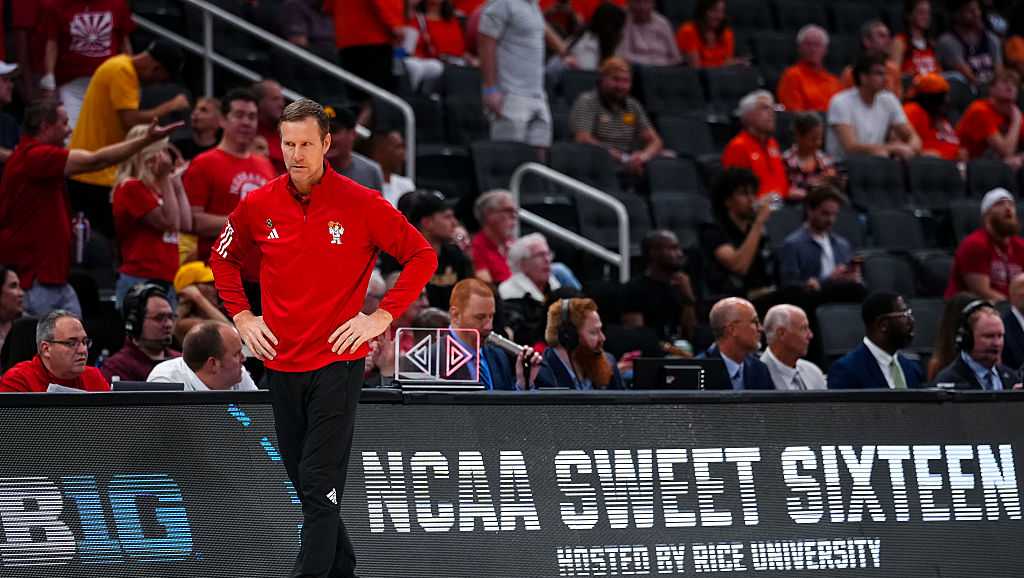 Iowa basketball: Nebraska coach Hoiberg takes blame for having 4 ...