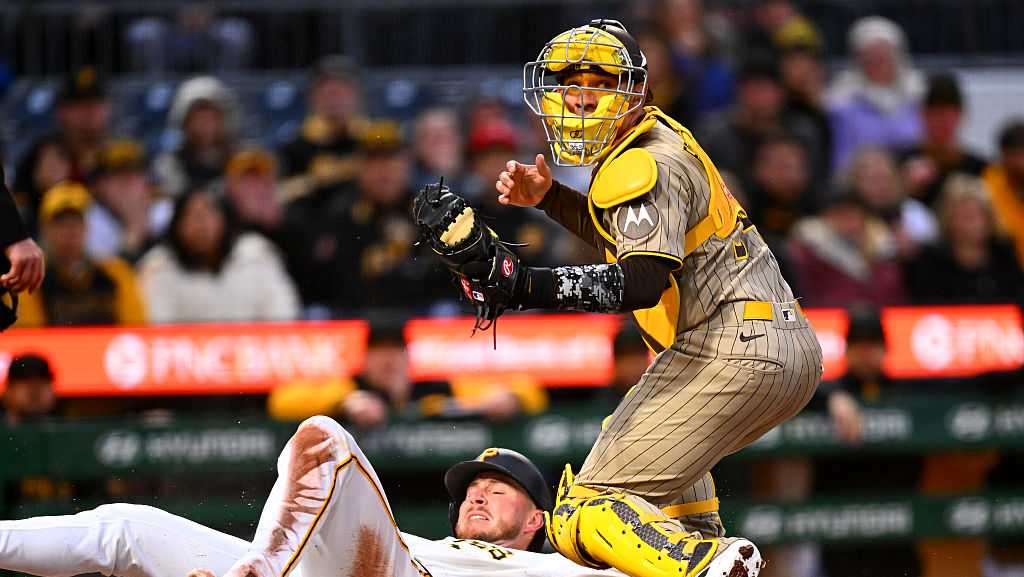 Padres blank Pirates 5-0 for 3rd straight victory, ending Pittsburgh’s ...