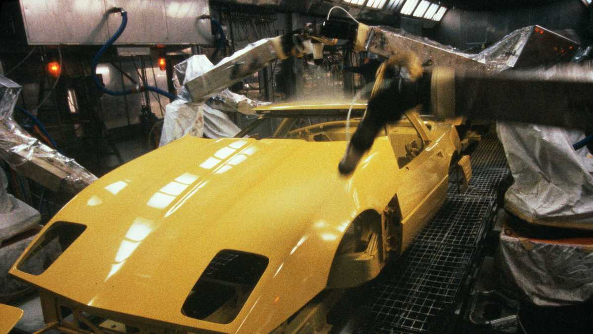 8 new Corvettes go missing from Kentucky car plant, but the conspicuous ...