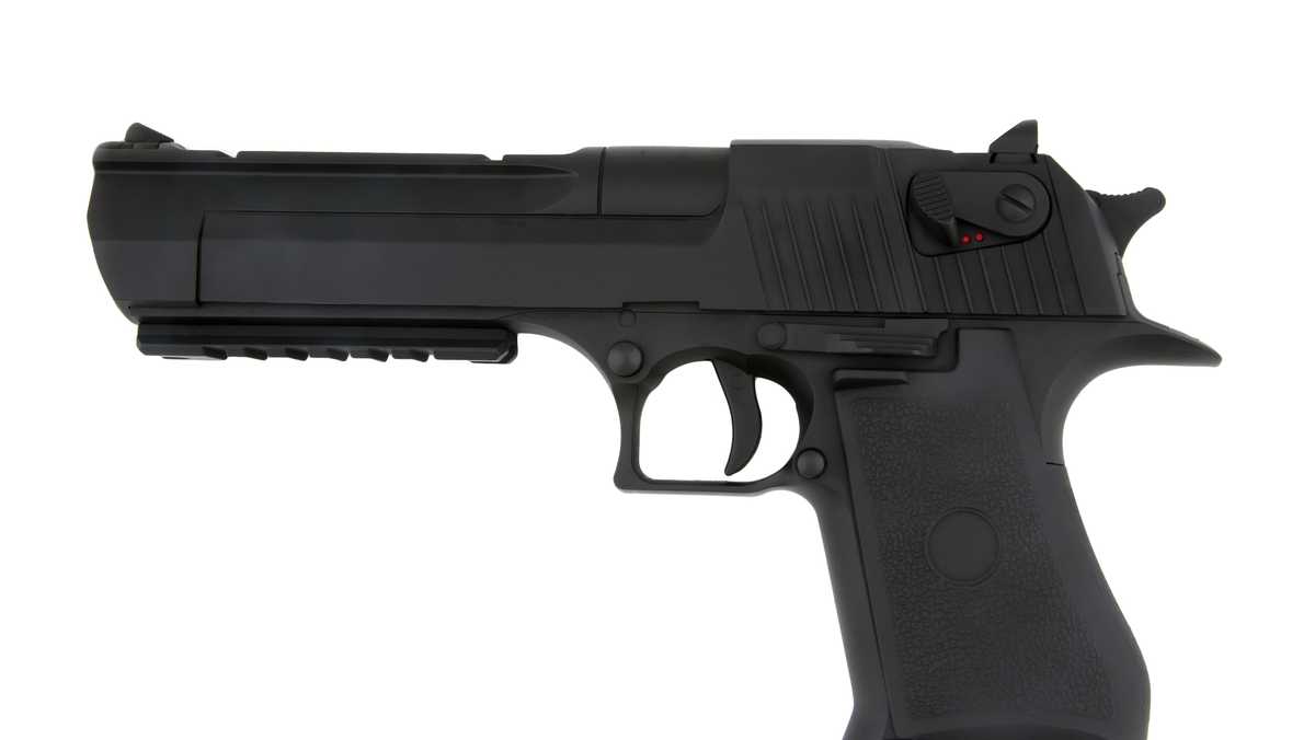 Student found with airsoft gun at Bondurant-Farrar High School