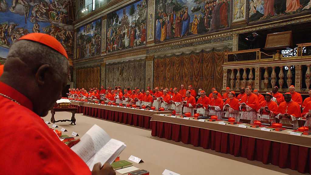 Cardinals set May 7 conclave to elect new pope