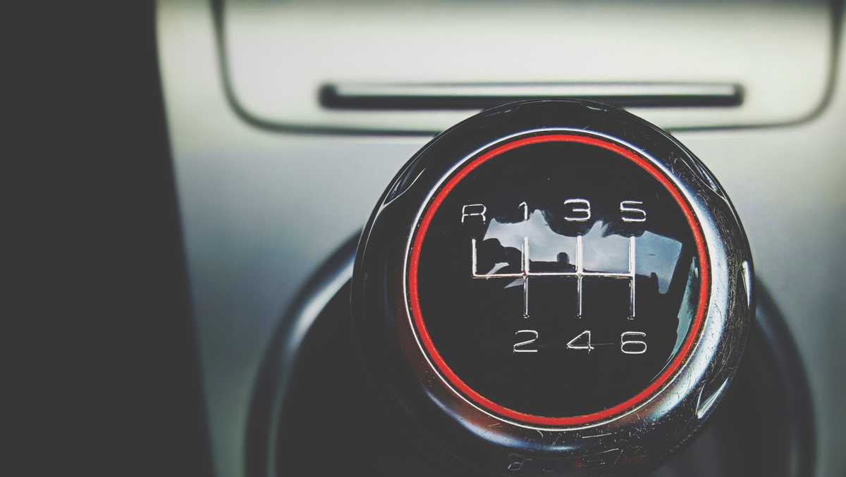 Carjacking fail: Teen suspects couldn't drive stick shift, police say