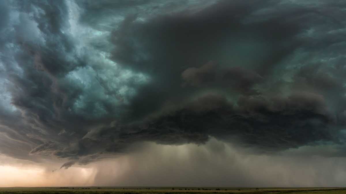 Weather Explainer: The difference between elevated versus surface-based ...