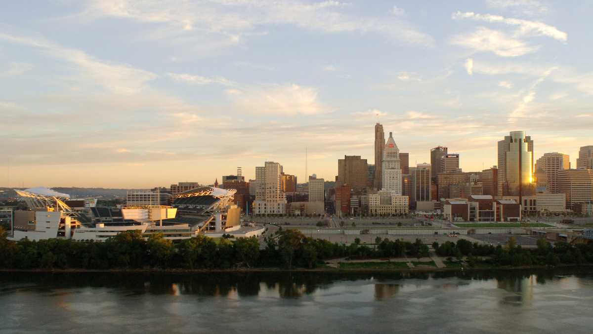 FORECAST: Strong winds, heavy rain, and some snow all expected to move ...