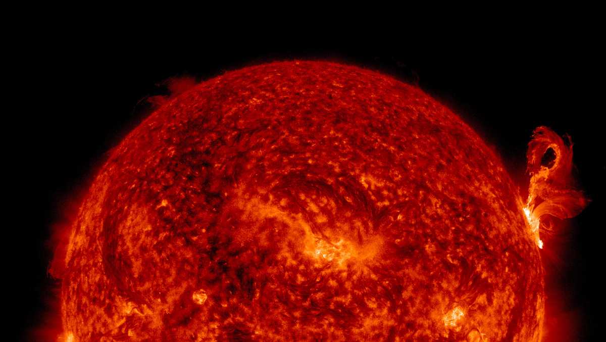 Solar eruption captured in an unprecedented image