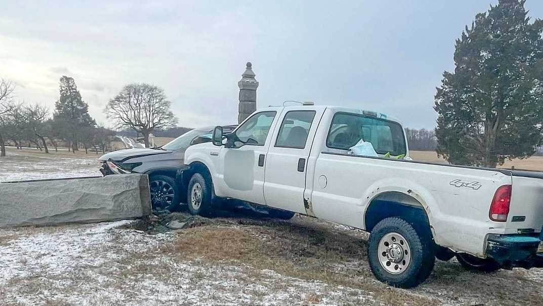 Crash damages monument at Gettysburg National Military Park