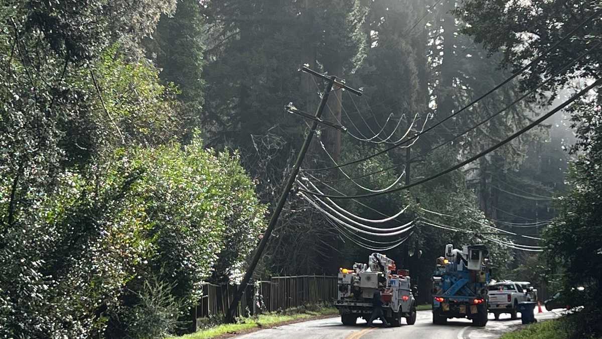 State Route 9 in the Santa Cruz Mountains open to one-way traffic