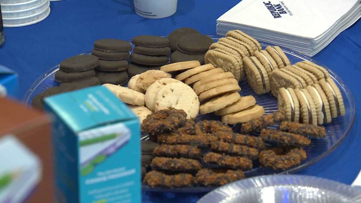 Republic Bank donates $5,000 to Girl Scouts' Operation Cookie