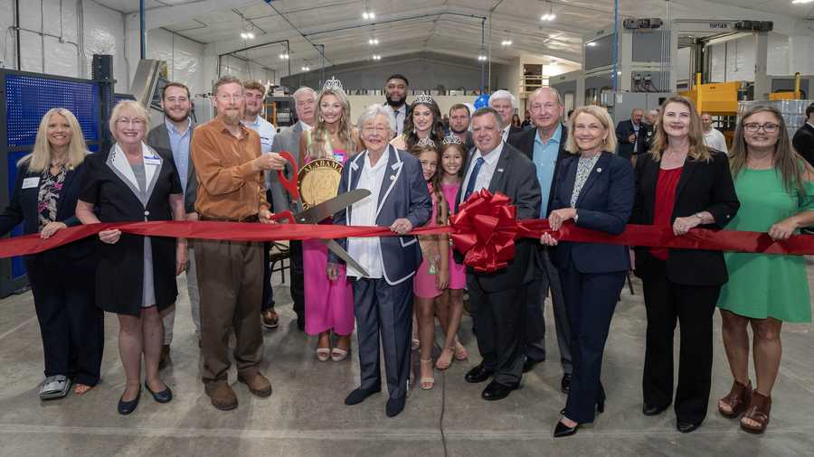New water bottler in Chilton County celebrates start of production