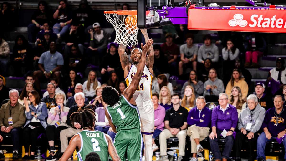 Felton scores 17 in East Carolina’s 73-64 victory against Tulane