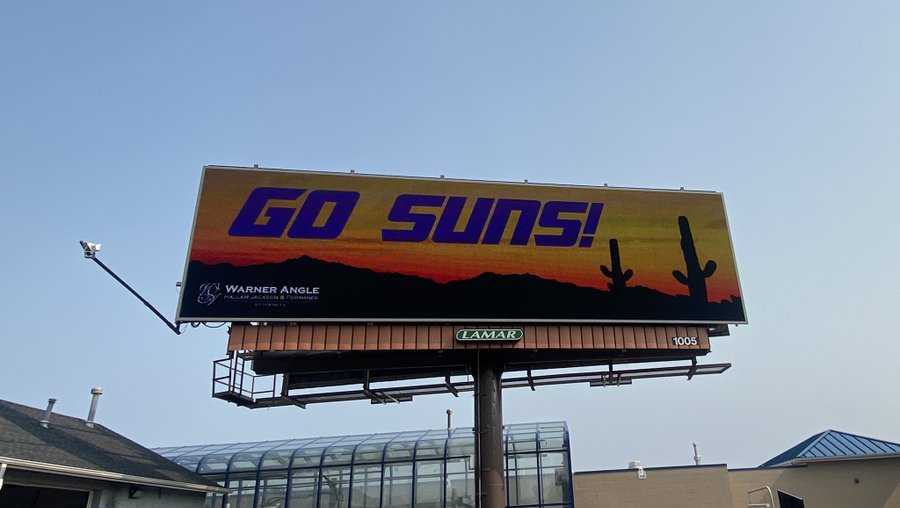Business trolls Bucks fans with 'Go Suns' billboard in Milwaukee