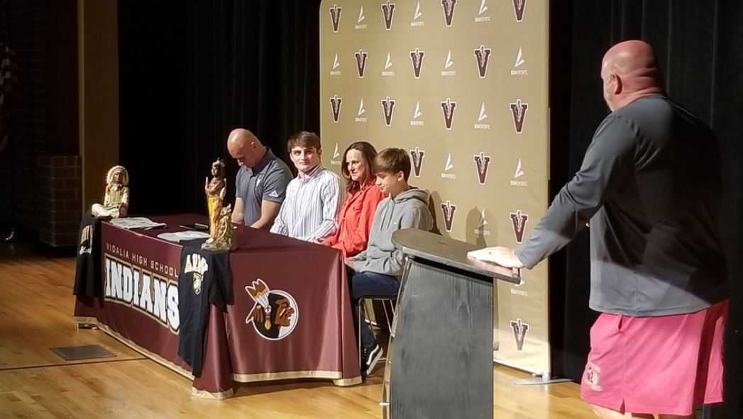 Vidalia wrestling standout Tom Godbee headed to West Point